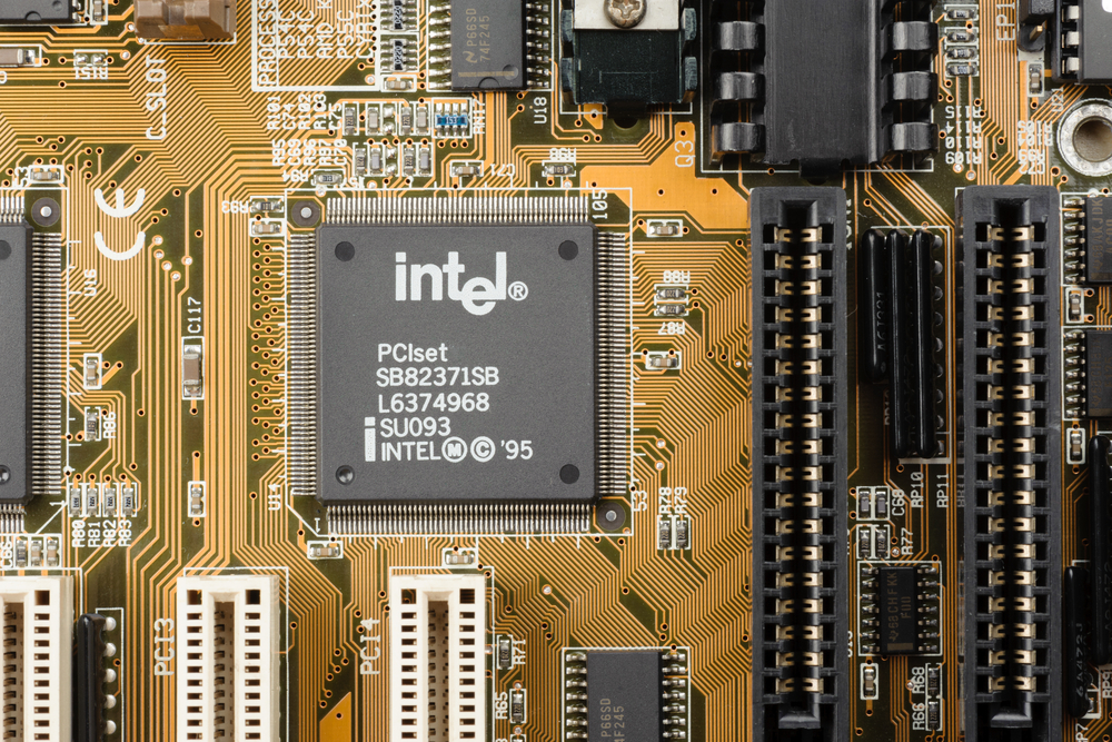 Intels Microcode Update For Spectre Makes A Comeback In Ubuntus